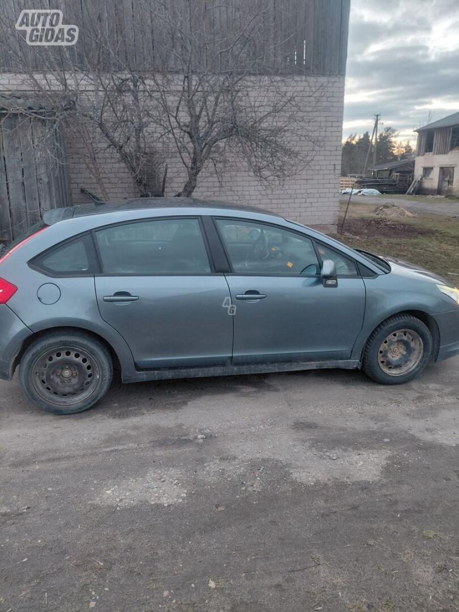 Citroen C4 2006 Utena, ar dzinēja tilpumu 1.60 L un nobraukumu 250 tūkst. km par 600 €, foto 3 vietnē AUTOMOTO.COM.LV