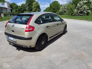 Citroen C4 2006 in Kaunas, with an engine capacity of 1.40 L and mileage of 265 thousand km for 990 €, photo 6 on AUTOMOTO.COM.LV