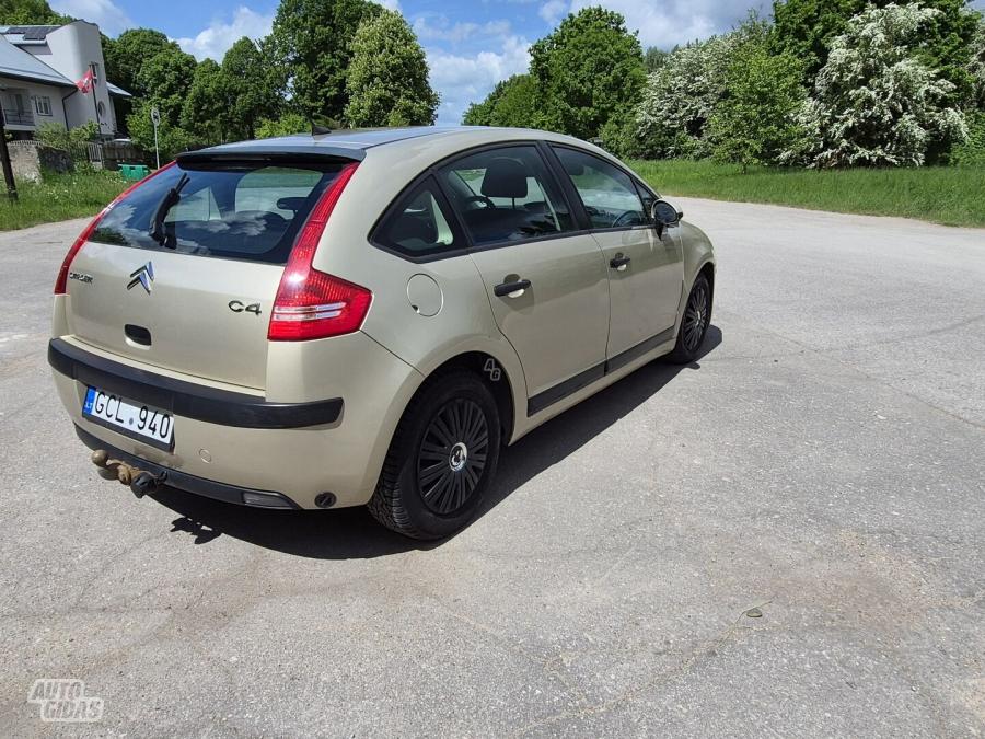 Citroen C4 2006 in Kaunas, with an engine capacity of 1.40 L and mileage of 265 thousand km for 990 €, photo 6 on AUTOMOTO.COM.LV