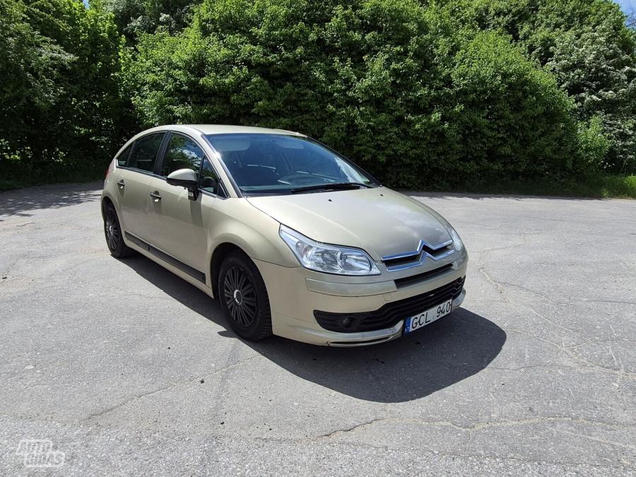 Citroen C4 2006 in Kaunas, with an engine capacity of 1.40 L and mileage of 265 thousand km for 950 €, photo 1 on AUTOMOTO.COM.LV