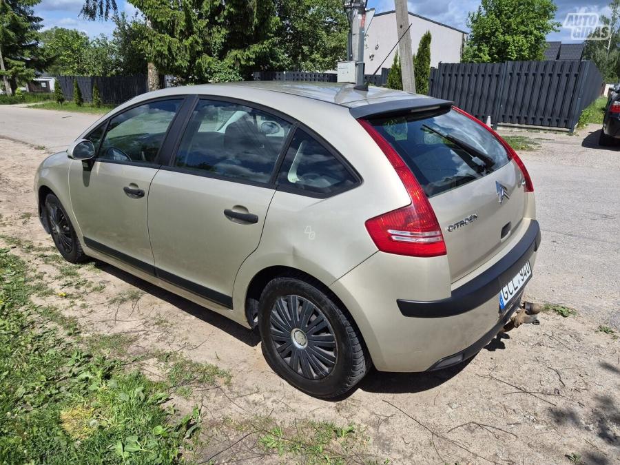 Citroen C4 2006 Kauņa, ar dzinēja tilpumu 1.40 L un nobraukumu 265 tūkst. km par 900 €, foto 8 vietnē AUTOMOTO.COM.LV