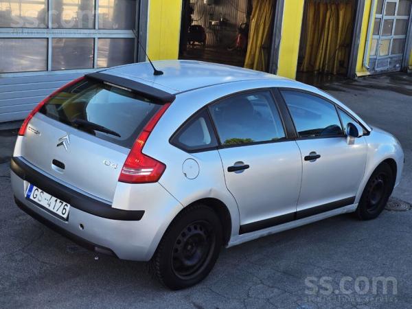 Citroen C4 2006 Rīga, ar dzinēja tilpumu 1.60 L un nobraukumu 215 tūkst. km par 880 €, foto 2 vietnē AUTOMOTO.COM.LV