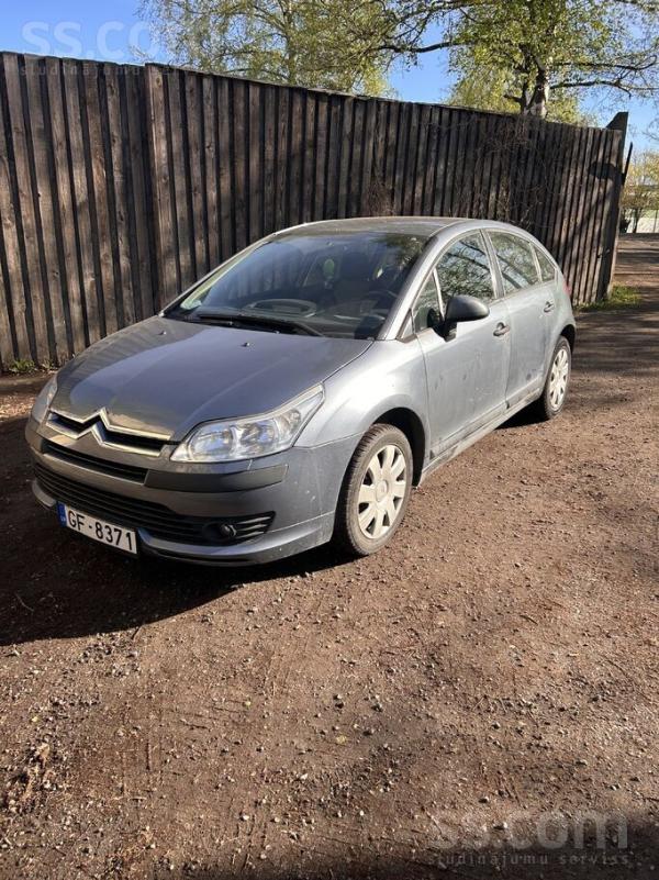 Citroen C4 2006 Rīga, ar dzinēja tilpumu 1.60 L un nobraukumu 207 tūkst. km par 820 €, foto 1 vietnē AUTOMOTO.COM.LV