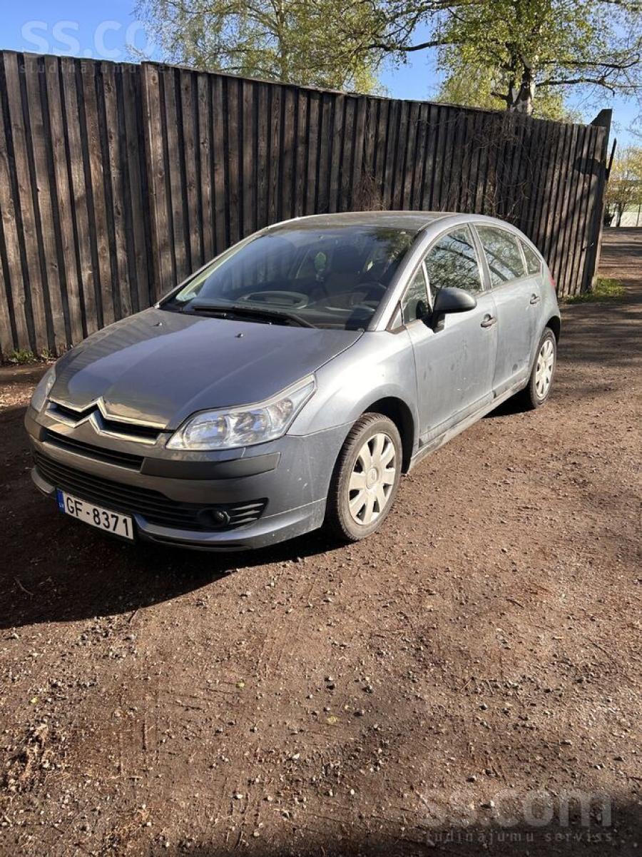 Citroen C4 2006 in Riga, with an engine capacity of 1.60 L and mileage of 207 thousand km for 820 €, photo 1 on AUTOMOTO.COM.LV