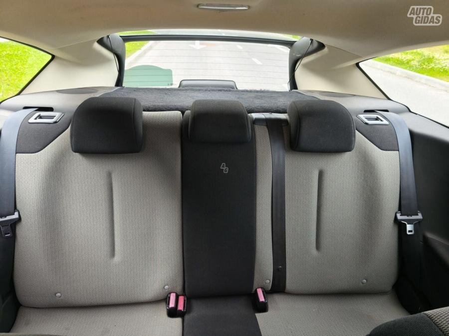Citroen C4 2006 Kauņa, ar dzinēja tilpumu 1.60 L un nobraukumu 145 tūkst. km par 1100 €, foto 14 vietnē AUTOMOTO.COM.LV