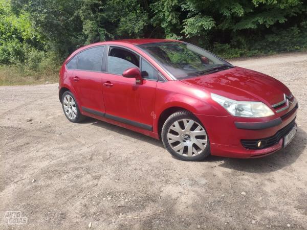 Citroen C4 2006 Viļņa, ar dzinēja tilpumu 2.00 L un nobraukumu 427 tūkst. km par 1000 €, foto 4 vietnē AUTOMOTO.COM.LV