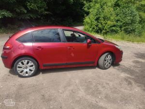 Citroen C4 2006 in Vilnius, with an engine capacity of 2.00 L and mileage of 427 thousand km for 1000 €, photo 7 on AUTOMOTO.COM.LV