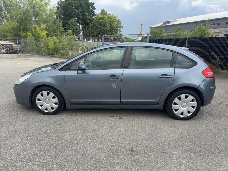 Citroen C4 2006 in Siauliai, with an engine capacity of 1.60 L and mileage of 241 thousand km for 1150 €, photo 6 on AUTOMOTO.COM.LV