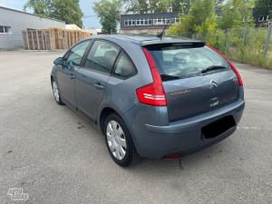 Citroen C4 2006 in Siauliai, with an engine capacity of 1.60 L and mileage of 241 thousand km for 1150 €, photo 8 on AUTOMOTO.COM.LV