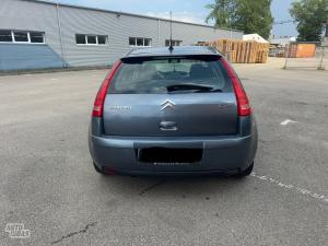 Citroen C4 2006 in Siauliai, with an engine capacity of 1.60 L and mileage of 241 thousand km for 1150 €, photo 9 on AUTOMOTO.COM.LV