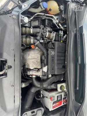 Citroen C4 2006 in Siauliai, with an engine capacity of 1.60 L and mileage of 241 thousand km for 1150 €, photo 12 on AUTOMOTO.COM.LV