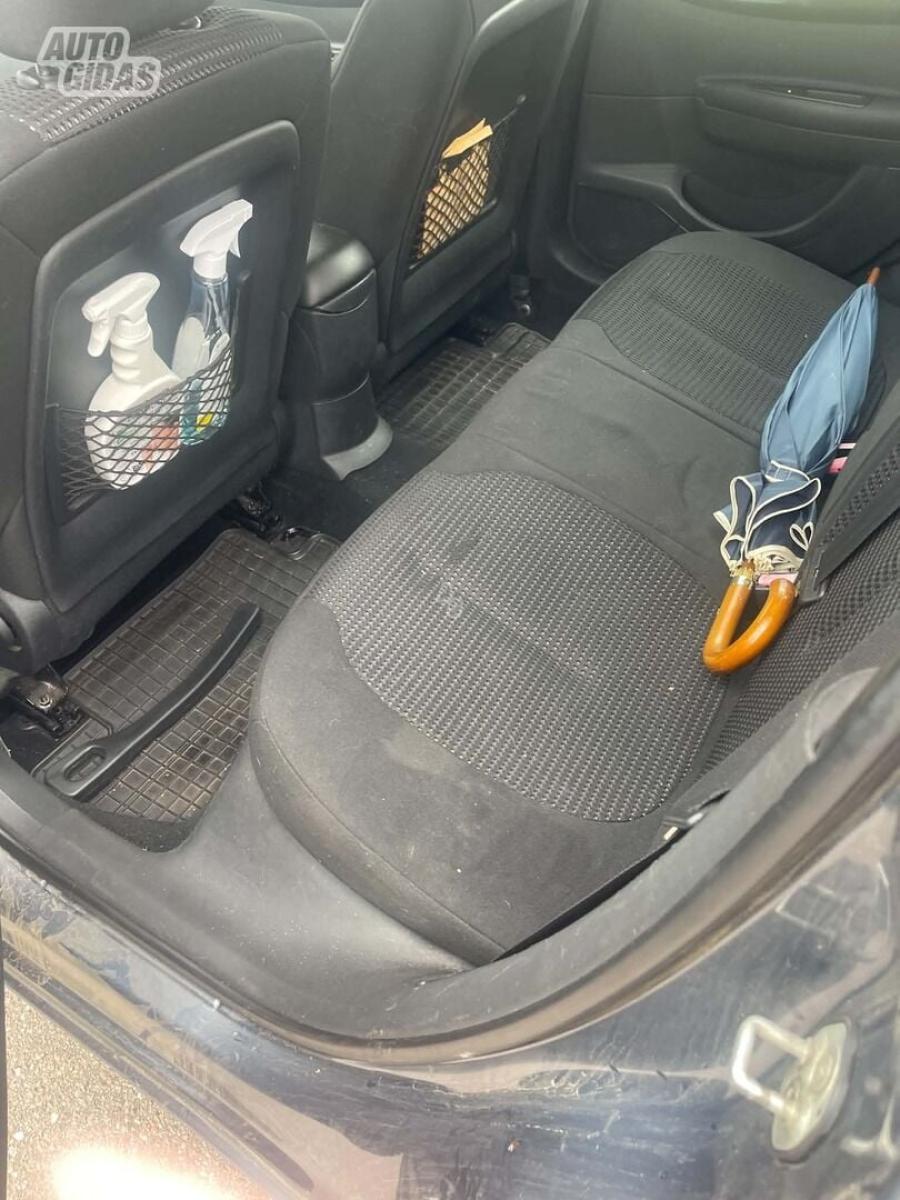 Citroen C4 2006 Varėna, ar dzinēja tilpumu 1.60 L un nobraukumu 265 tūkst. km par 1000 €, foto 6 vietnē AUTOMOTO.COM.LV