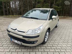 Citroen C4 2007 Viļņa, ar dzinēja tilpumu 1.60 L un nobraukumu 197 tūkst. km par 1490 €, foto 3 vietnē AUTOMOTO.COM.LV
