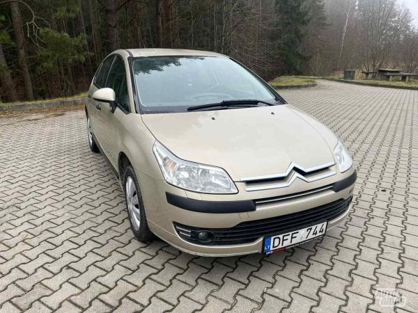 Citroen C4 2007 in Vilnius, with an engine capacity of 1.60 L and mileage of 197 thousand km for 1490 €, photo 4 on AUTOMOTO.COM.LV