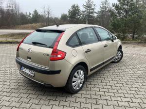 Citroen C4 2007 Viļņa, ar dzinēja tilpumu 1.60 L un nobraukumu 197 tūkst. km par 1490 €, foto 9 vietnē AUTOMOTO.COM.LV