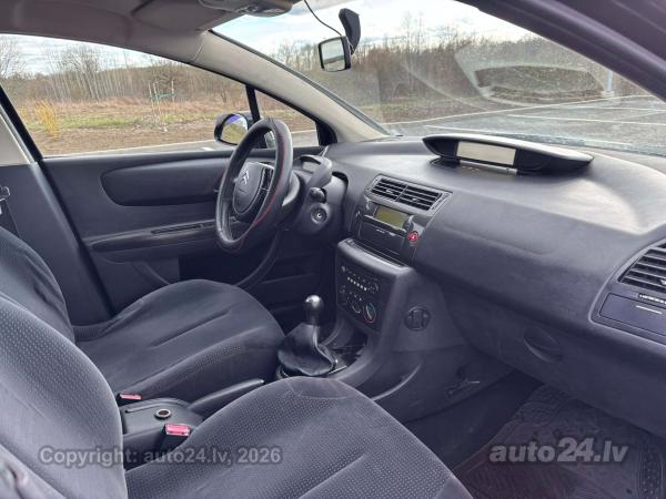 Citroen C4 2007 Narva, ar dzinēja tilpumu 1.60 L un nobraukumu 220 tūkst. km par 900 €, foto 5 vietnē AUTOMOTO.COM.LV