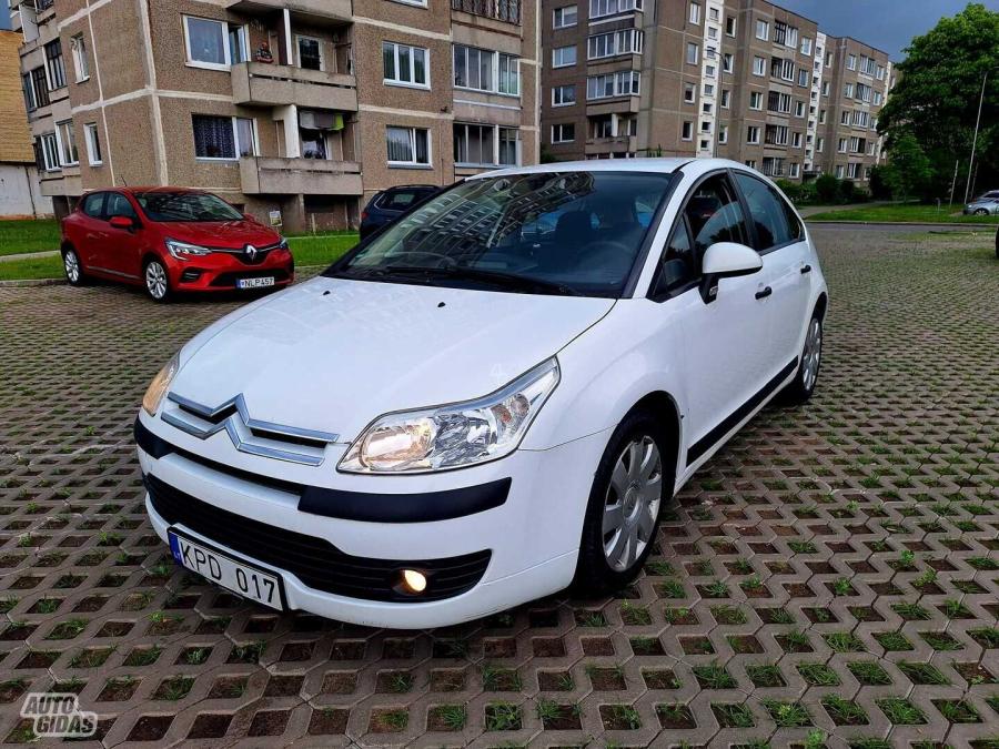 Citroen C4 2007 Viļņa, ar dzinēja tilpumu 1.60 L un nobraukumu 300 tūkst. km par 750 €, foto 1 vietnē AUTOMOTO.COM.LV