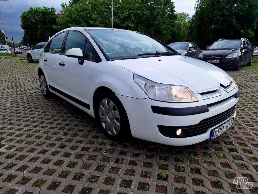 Citroen C4 2007 Viļņa, ar dzinēja tilpumu 1.60 L un nobraukumu 300 tūkst. km par 750 €, foto 3 vietnē AUTOMOTO.COM.LV