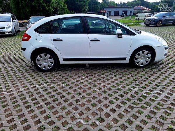 Citroen C4 2007 Viļņa, ar dzinēja tilpumu 1.60 L un nobraukumu 300 tūkst. km par 750 €, foto 7 vietnē AUTOMOTO.COM.LV