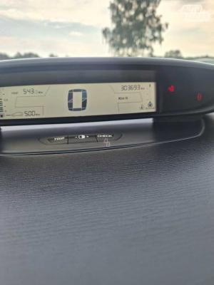 Citroen C4 2007 Viļņa, ar dzinēja tilpumu 1.60 L un nobraukumu 300 tūkst. km par 750 €, foto 12 vietnē AUTOMOTO.COM.LV