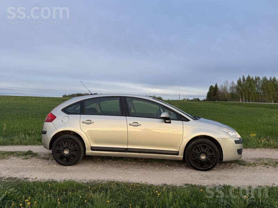 Citroen C4 2007 Kuldīga, ar dzinēja tilpumu 1.60 L un nobraukumu 275 tūkst. km par 1350 €, foto 8 vietnē AUTOMOTO.COM.LV