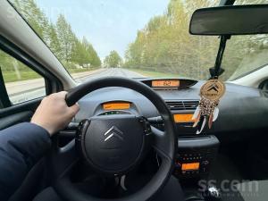 Citroen C4 2007 Kuldīga, ar dzinēja tilpumu 1.60 L un nobraukumu 275 tūkst. km par 1350 €, foto 14 vietnē AUTOMOTO.COM.LV