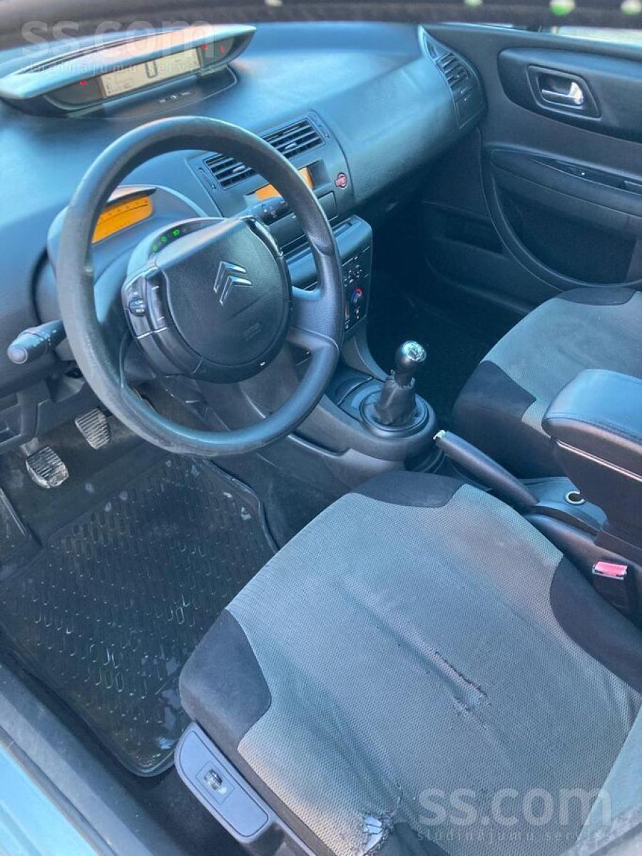 Citroen C4 2007 Liepāja, ar dzinēja tilpumu 1.60 L un nobraukumu 220 tūkst. km par 1290 €, foto 10 vietnē AUTOMOTO.COM.LV