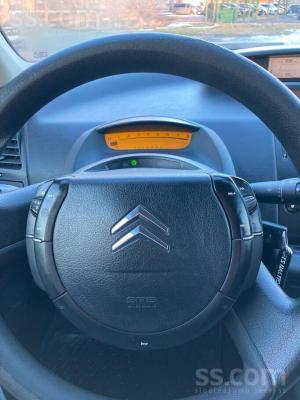Citroen C4 2007 Liepāja, ar dzinēja tilpumu 1.60 L un nobraukumu 220 tūkst. km par 1290 €, foto 13 vietnē AUTOMOTO.COM.LV