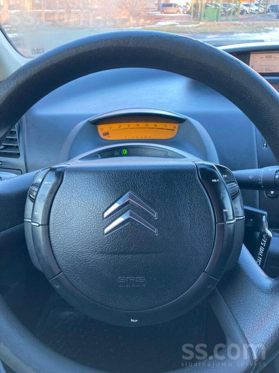 Citroen C4 2007 Liepāja, ar dzinēja tilpumu 1.60 L un nobraukumu 220 tūkst. km par 1290 €, foto 13 vietnē AUTOMOTO.COM.LV
