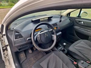 Citroen C4 2007 Viļņa, ar dzinēja tilpumu 1.60 L un nobraukumu 300 tūkst. km par 690 €, foto 10 vietnē AUTOMOTO.COM.LV