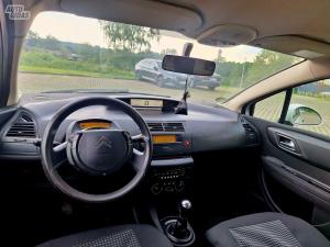 Citroen C4 2007 Viļņa, ar dzinēja tilpumu 1.60 L un nobraukumu 300 tūkst. km par 690 €, foto 11 vietnē AUTOMOTO.COM.LV