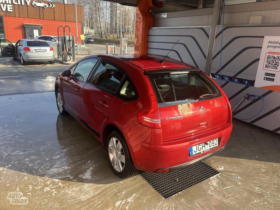 Citroen C4 2008 Elektrėnai, ar dzinēja tilpumu 1.60 L un nobraukumu 260 tūkst. km par 1000 €, foto 3 vietnē AUTOMOTO.COM.LV
