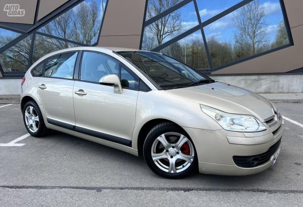 Citroen C4 2008 Šauļi, ar dzinēja tilpumu 2.00 L un nobraukumu 329 tūkst. km par 1500 €, foto 4 vietnē AUTOMOTO.COM.LV