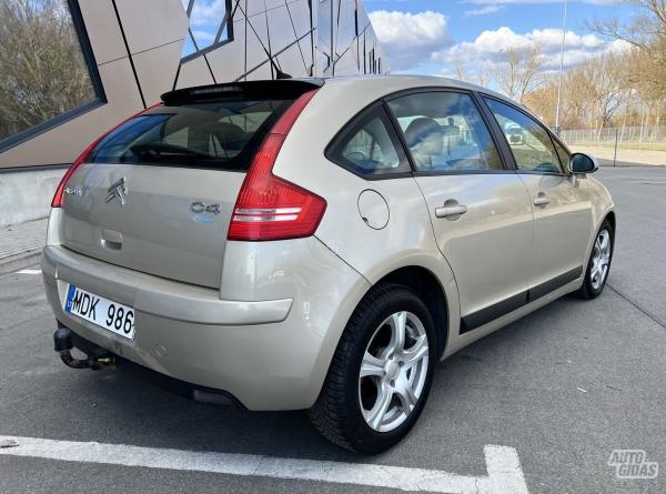 Citroen C4 2008 Šauļi, ar dzinēja tilpumu 2.00 L un nobraukumu 329 tūkst. km par 1500 €, foto 10 vietnē AUTOMOTO.COM.LV