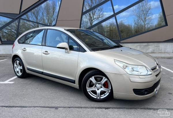 Citroen C4 2008 Šauļi, ar dzinēja tilpumu 2.00 L un nobraukumu 330 tūkst. km par 1500 €, foto 5 vietnē AUTOMOTO.COM.LV