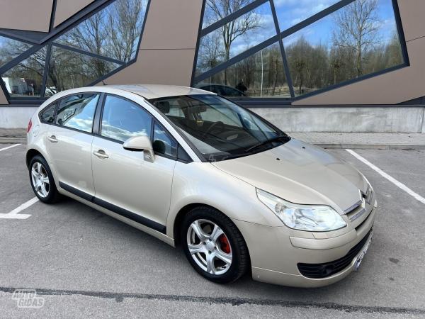 Citroen C4 2008 Šauļi, ar dzinēja tilpumu 2.00 L un nobraukumu 330 tūkst. km par 1500 €, foto 7 vietnē AUTOMOTO.COM.LV