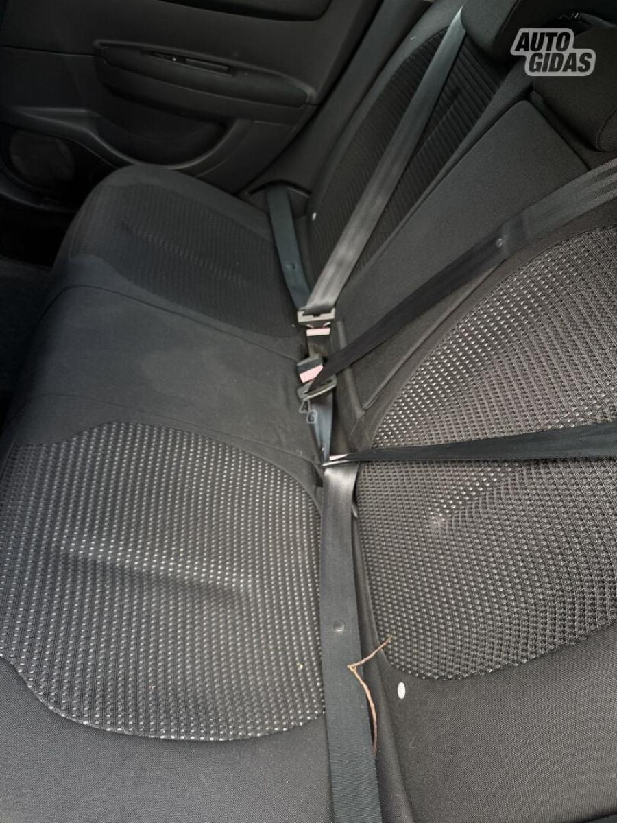 Citroen C4 2008 Kauņa, ar dzinēja tilpumu 2.00 L un nobraukumu 220 tūkst. km par 850 €, foto 7 vietnē AUTOMOTO.COM.LV
