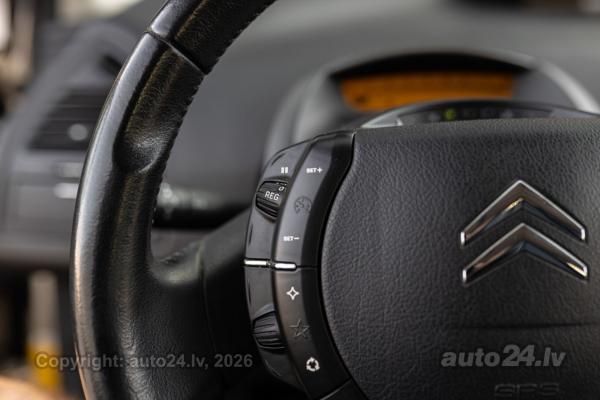 Citroen C4 2008 in Tallinn, with an engine capacity of 1.60 L and mileage of 121 thousand km for 1998 €, photo 10 on AUTOMOTO.COM.LV