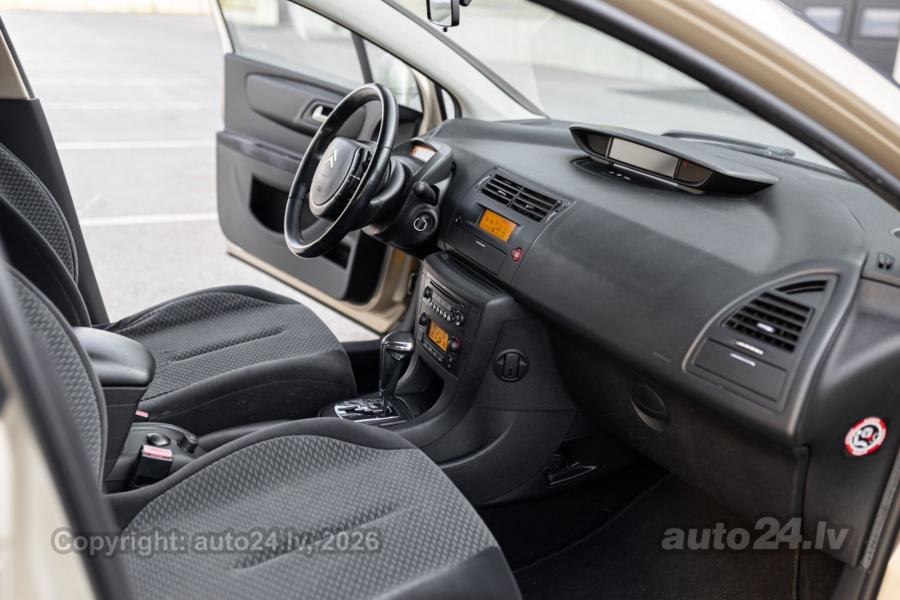 Citroen C4 2008 Tallina, ar dzinēja tilpumu 1.60 L un nobraukumu 121 tūkst. km par 1998 €, foto 19 vietnē AUTOMOTO.COM.LV