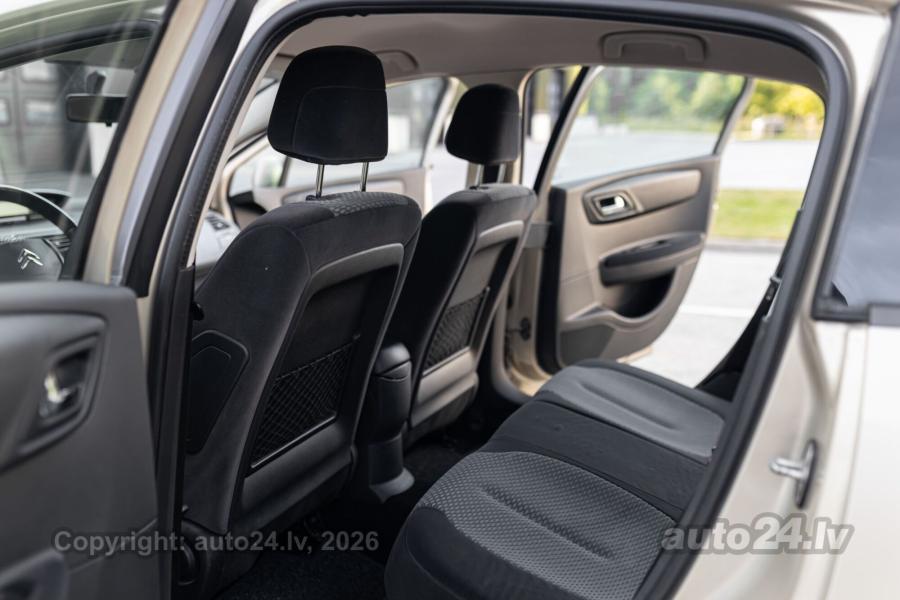 Citroen C4 2008 Tallina, ar dzinēja tilpumu 1.60 L un nobraukumu 121 tūkst. km par 1998 €, foto 23 vietnē AUTOMOTO.COM.LV