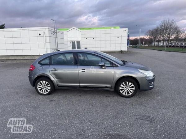 Citroen C4 2009 in Klaipeda, with an engine capacity of 1.60 L and mileage of 190 thousand km for 1750 €, photo 6 on AUTOMOTO.COM.LV