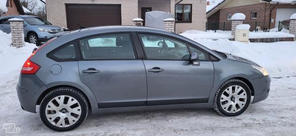 Citroen C4 2009 in Klaipeda, with an engine capacity of 1.60 L and mileage of 173 thousand km for 1250 €, photo 4 on AUTOMOTO.COM.LV