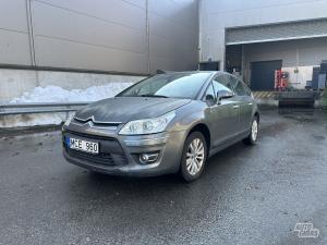 Citroen C4 2009 in Klaipeda, with an engine capacity of 1.60 L and mileage of 190 thousand km for 1650 €, photo 3 on AUTOMOTO.COM.LV