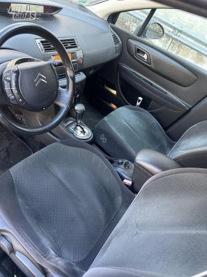 Citroen C4 2009 in Klaipeda, with an engine capacity of 1.60 L and mileage of 190 thousand km for 1650 €, photo 12 on AUTOMOTO.COM.LV