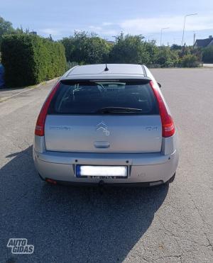Citroen C4 2009 in Raseiniai, with an engine capacity of 1.60 L and mileage of 355 thousand km for 1699 €, photo 4 on AUTOMOTO.COM.LV