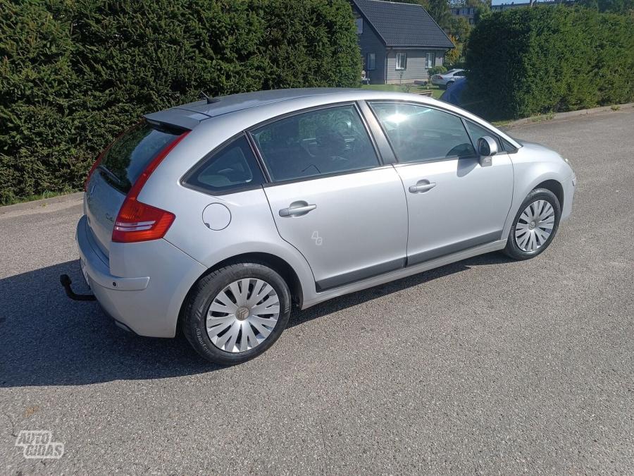 Citroen C4 2009 in Raseiniai, with an engine capacity of 1.60 L and mileage of 355 thousand km for 1699 €, photo 7 on AUTOMOTO.COM.LV