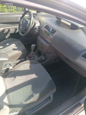 Citroen C4 2009 in Raseiniai, with an engine capacity of 1.60 L and mileage of 355 thousand km for 1699 €, photo 12 on AUTOMOTO.COM.LV