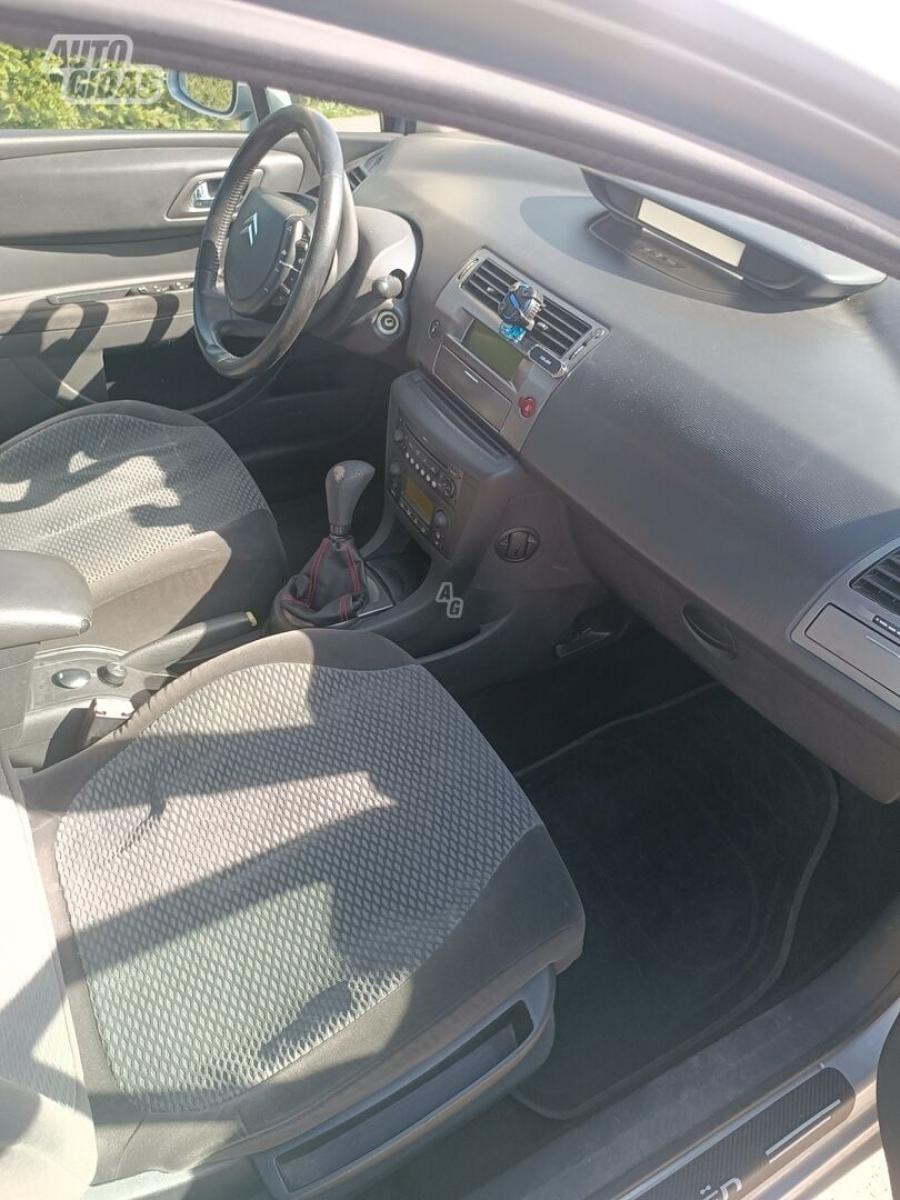 Citroen C4 2009 in Raseiniai, with an engine capacity of 1.60 L and mileage of 355 thousand km for 1699 €, photo 12 on AUTOMOTO.COM.LV