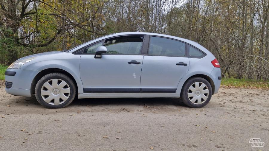 Citroen C4 2009 Viļņa, ar dzinēja tilpumu 1.60 L un nobraukumu 290 tūkst. km par 800 €, foto 5 vietnē AUTOMOTO.COM.LV