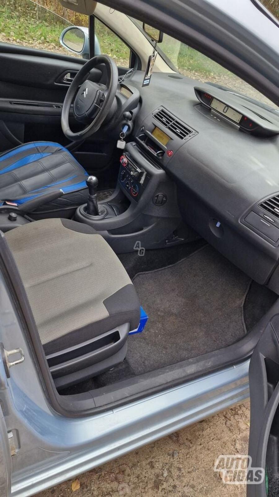 Citroen C4 2009 Viļņa, ar dzinēja tilpumu 1.60 L un nobraukumu 290 tūkst. km par 800 €, foto 8 vietnē AUTOMOTO.COM.LV